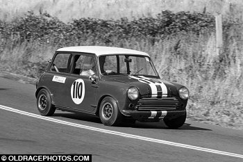 3542_K_Mini_67 - OLD RACE PHOTOS